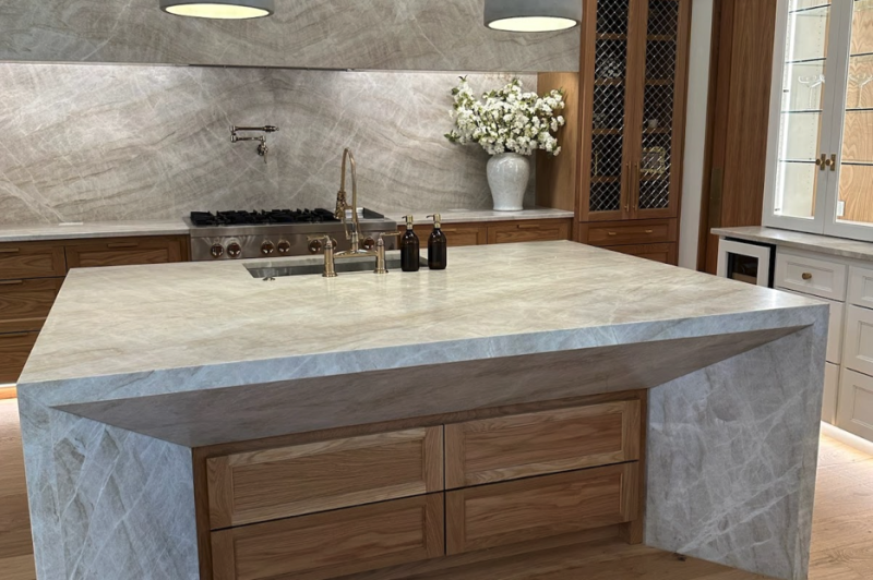Exploring the Veining Patterns in Quartzite: Adding Depth to Your Space